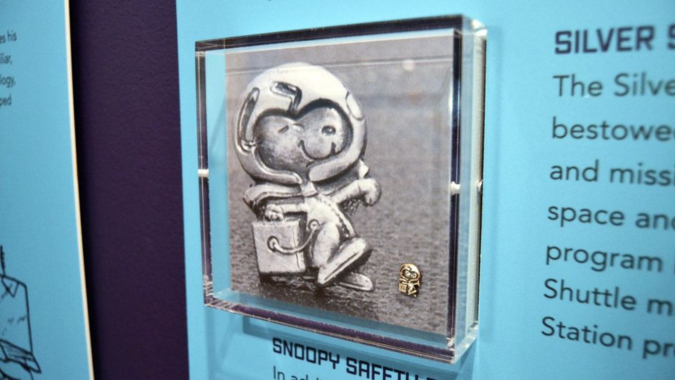 Snoopy Nasa Certificate How Snoopy Ended Up On An Omega Speedmaster